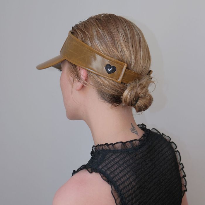 BASIC SUN VISOR_GLOW BROWN - 감도 깊은 취향 셀렉트샵 29CM