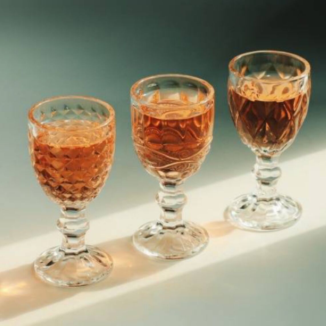 bookaz 고블렛 소주잔 유리 샴페인 와인잔 혼술 답례품 집들이 선물 - 감도 깊은 취향 셀렉트샵 29CM