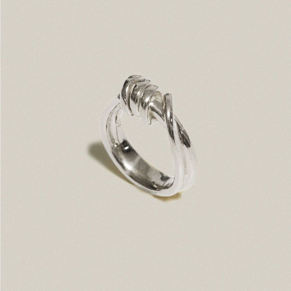 Double Coiled Ring Silver - 감도 깊은 취향 셀렉트샵 29CM