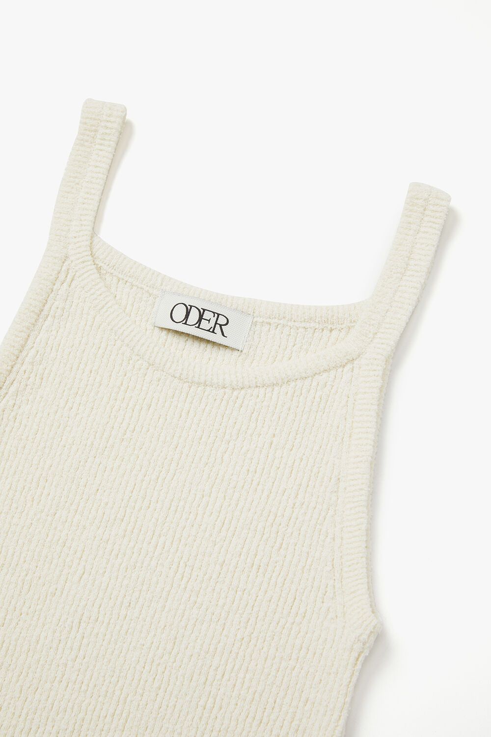 코튼 노멀 슬리브리스-아이보리 - 감도 깊은 취향 셀렉트샵 29CM