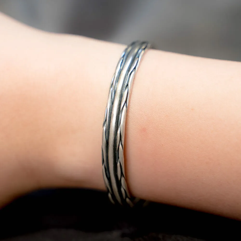 HR 130B_Silver Bangle Bracelet (Silver 925) - 감도 깊은 취향 셀렉트샵 29CM
