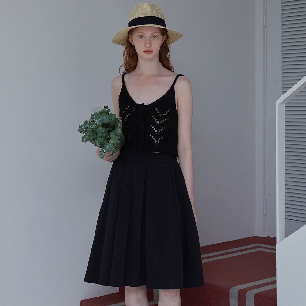 AUDREY PLEATS SKIRT(BK) - 감도 깊은 취향 셀렉트샵 29CM