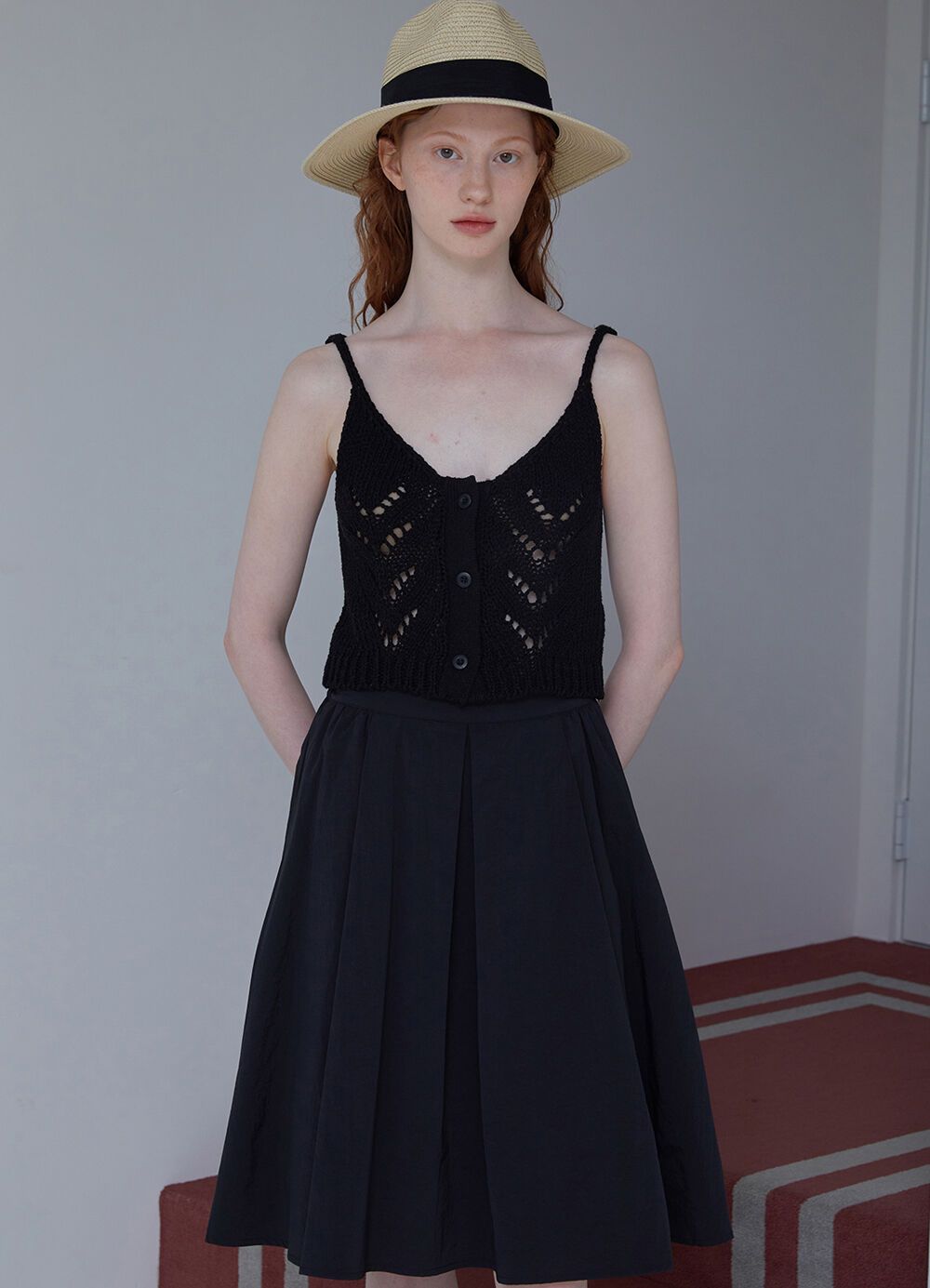 AUDREY PLEATS SKIRT(BK) - 감도 깊은 취향 셀렉트샵 29CM