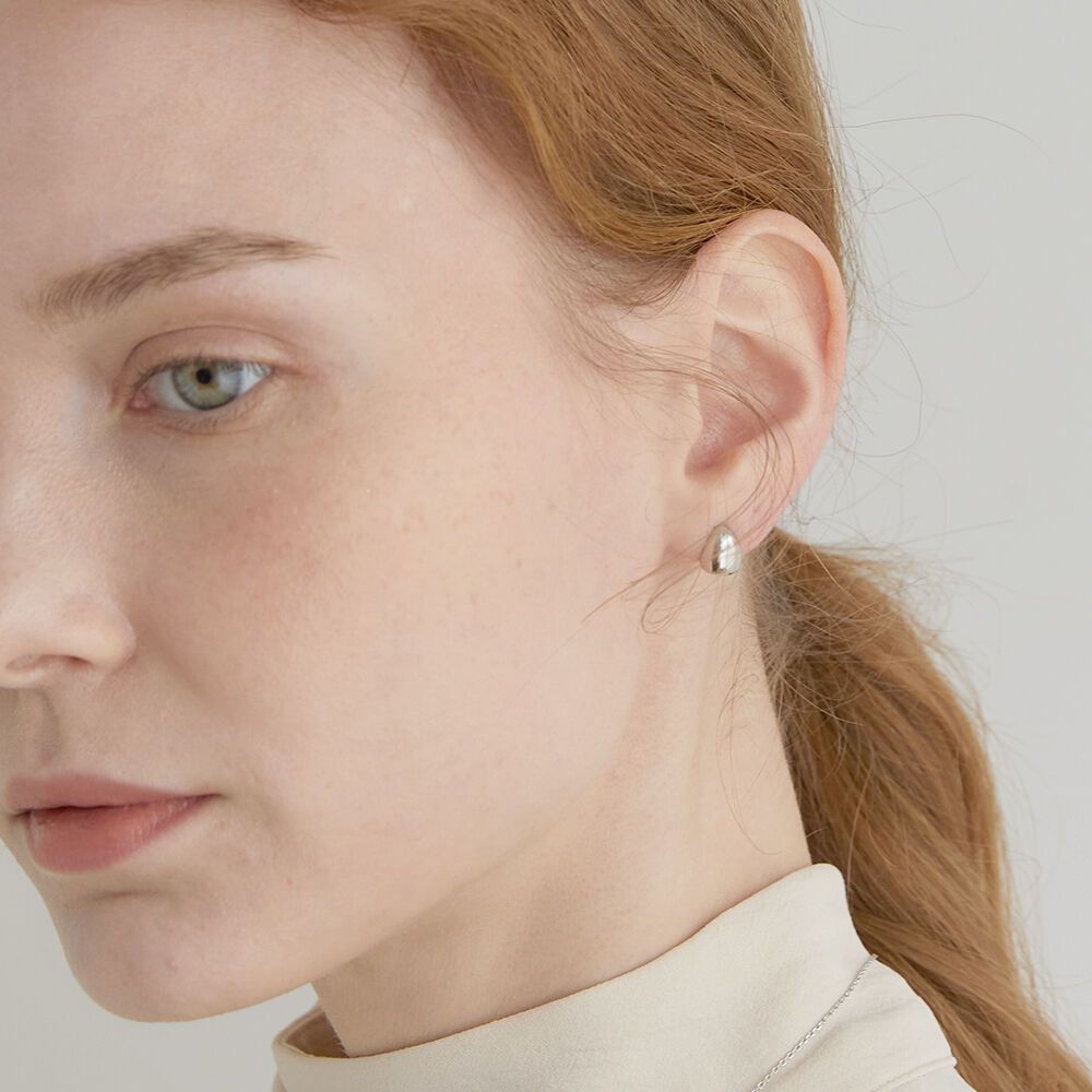 simple polka dots earrings (E015_silver) - 감도 깊은 취향 셀렉트샵 29CM