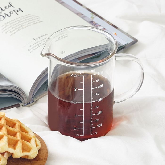 프리미엄 비커 내열 유리 계량컵 500ml / 홈카페 유리잔 컵 저그 - 감도 깊은 취향 셀렉트샵 29CM