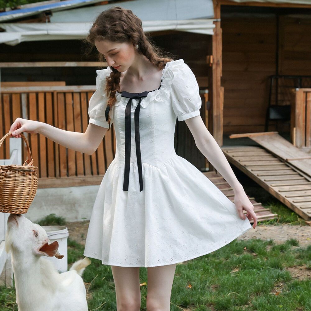 Cest_Romantic white ribbon dress - 감도 깊은 취향 셀렉트샵 29CM