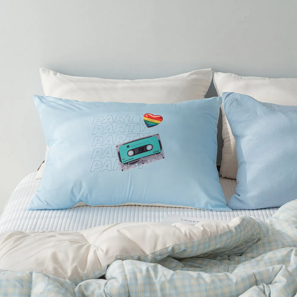 더블리 리리컬 프린팅 소프트마이크로 베개커버 50x70 블루파티 - 감도 깊은 취향 셀렉트샵 29CM