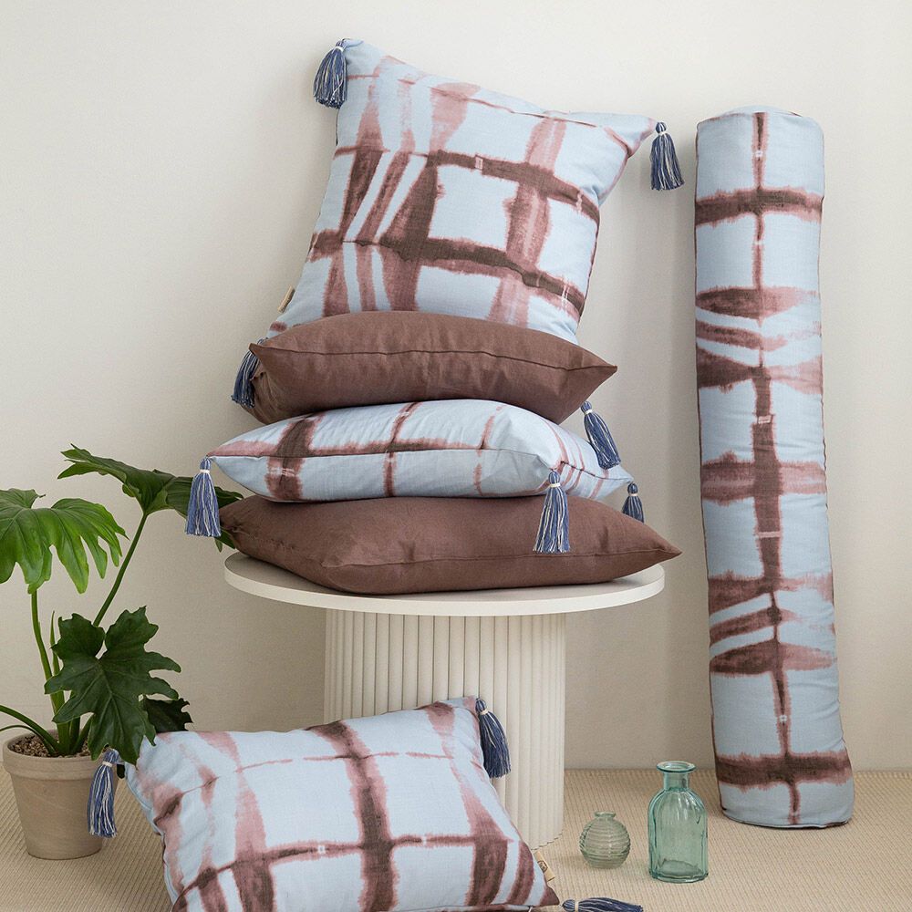 폴드 타이 다이 쿠션커버&바디필로우 3type - 감도 깊은 취향 셀렉트샵 29CM