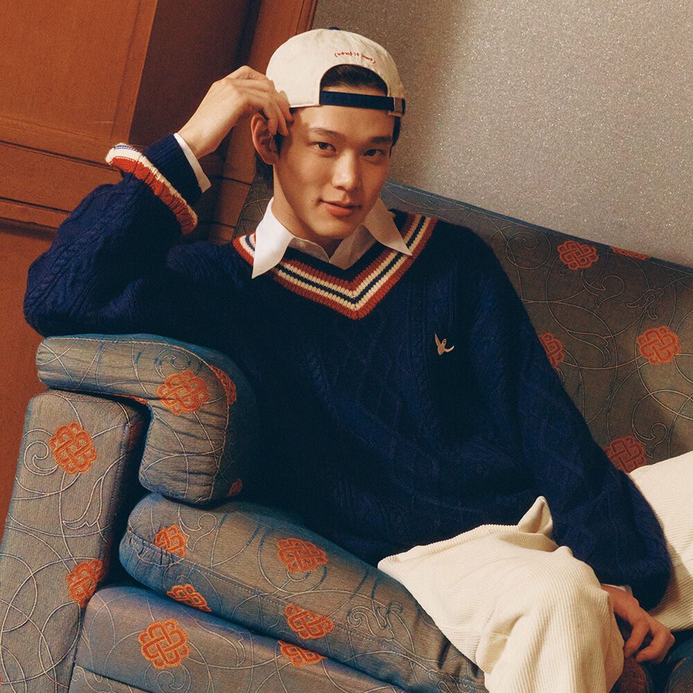 와펜 케이블 브이넥 니트 네이비 - 감도 깊은 취향 셀렉트샵 29CM