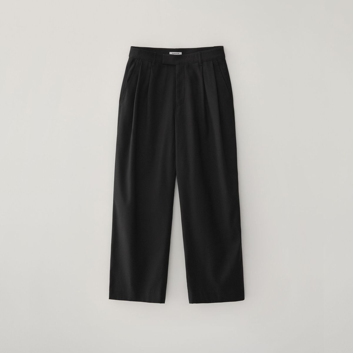 MADE TWO-TUCK SLACKS_BLACK - 감도 깊은 취향 셀렉트샵 29CM