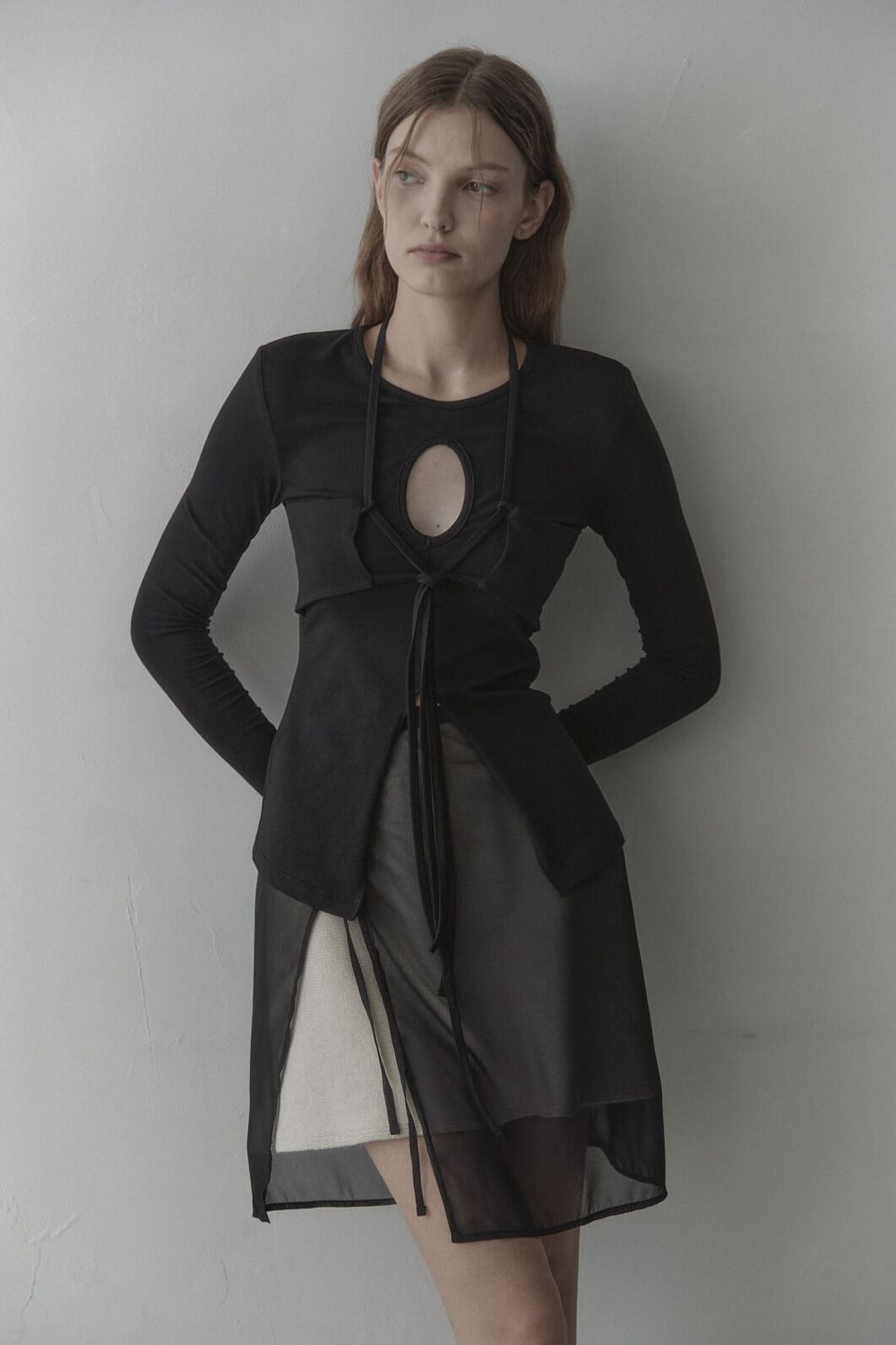 Dream string cut out black t shirt - 감도 깊은 취향 셀렉트샵 29CM