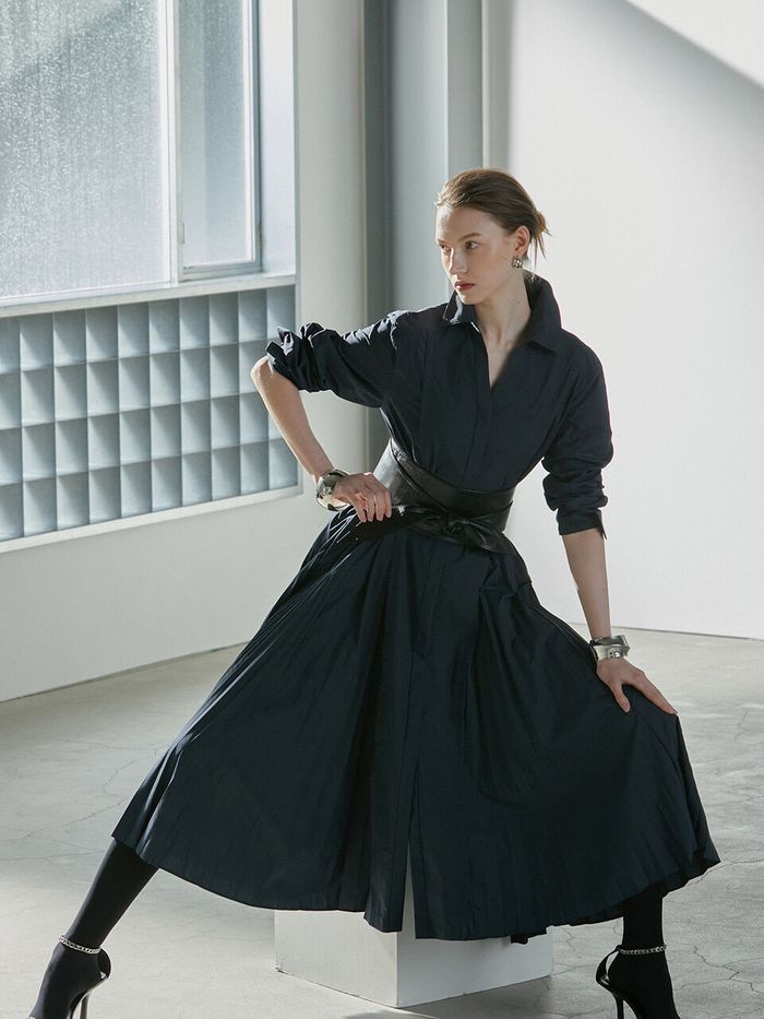 Open collar hidden pleats dress - navy - 감도 깊은 취향 셀렉트샵 29CM