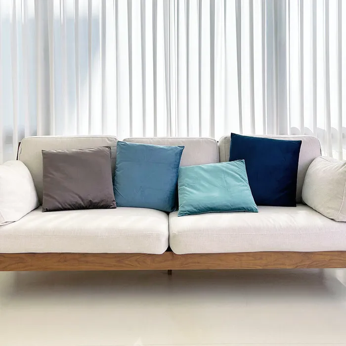 러프 소파 방석(솜포함) 45x45 컬러풀벨벳 - 감도 깊은 취향 셀렉트샵 29CM