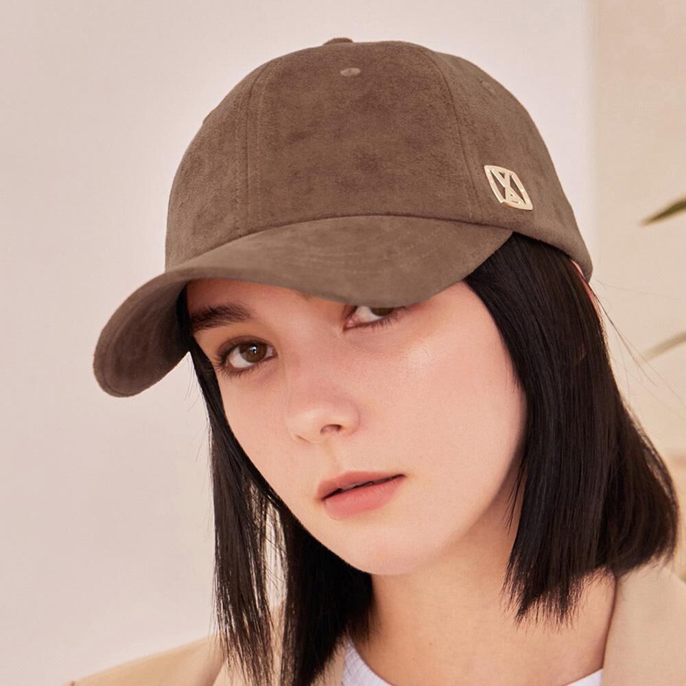 VA 스퀘어 스웨이드 볼캡 브라운 - 감도 깊은 취향 셀렉트샵 29CM