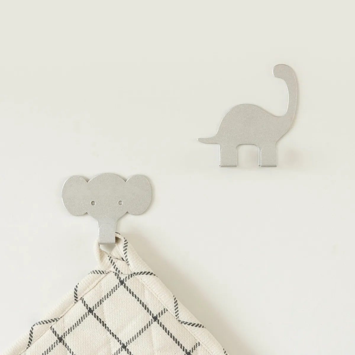 에센셜 2구 후크걸이 1P - 감도 깊은 취향 셀렉트샵 29CM