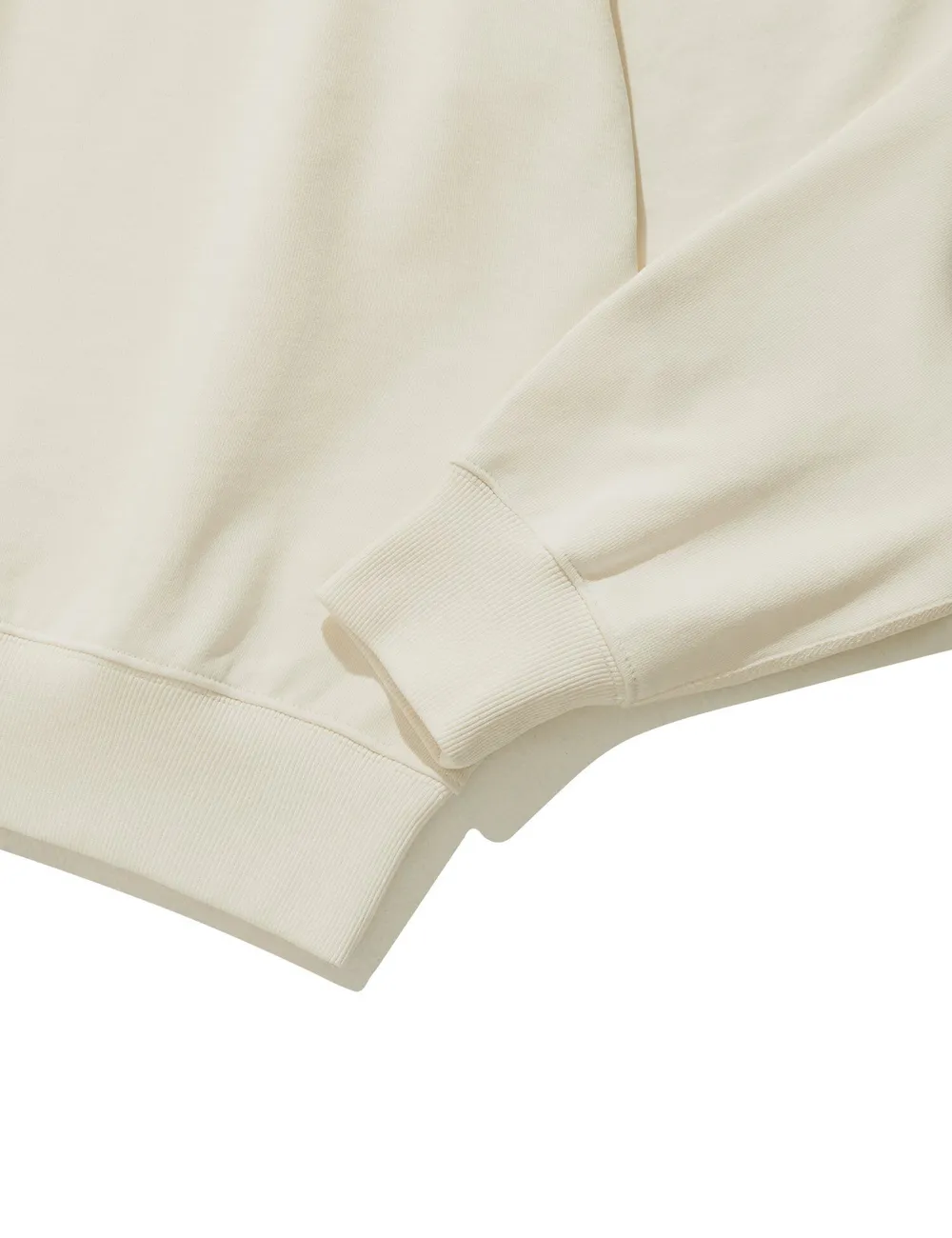 BLUER TEAM SWEATSHIRTS CREAM - 감도 깊은 취향 셀렉트샵 29CM