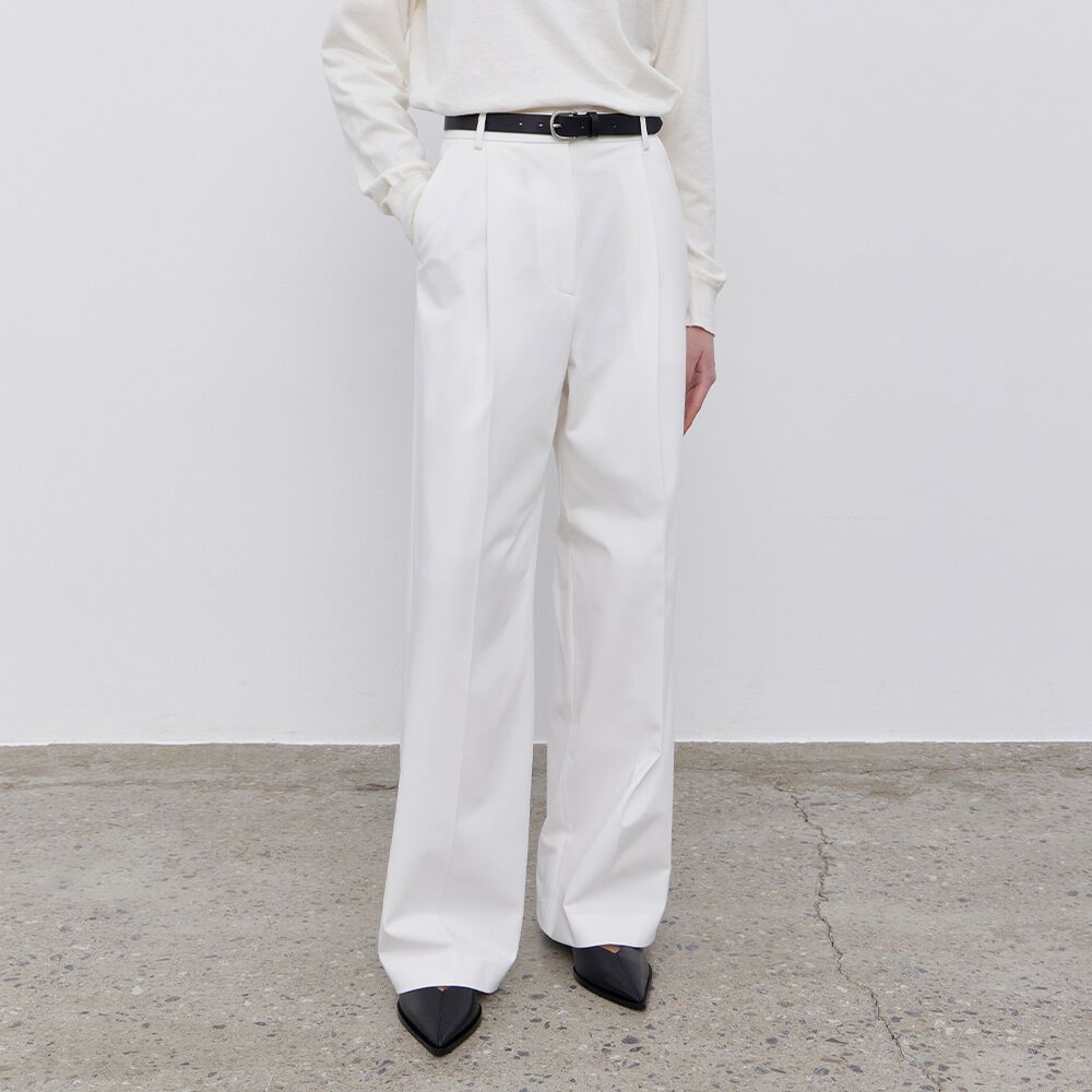 WIDE FIT TUCK PANTS - IVORY - 감도 깊은 취향 셀렉트샵 29CM