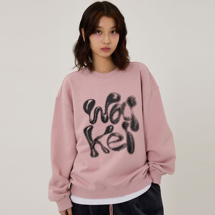 WK 3D 로고 맨투맨 더스트핑크 - 감도 깊은 취향 셀렉트샵 29CM