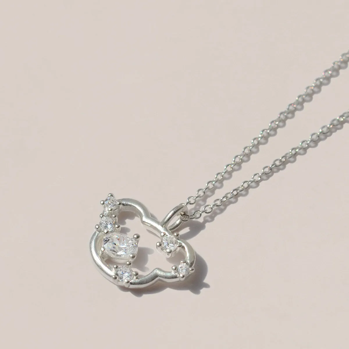 47베이지x테디베어 블링 실버목걸이 / Bling - 감도 깊은 취향 셀렉트샵 29CM