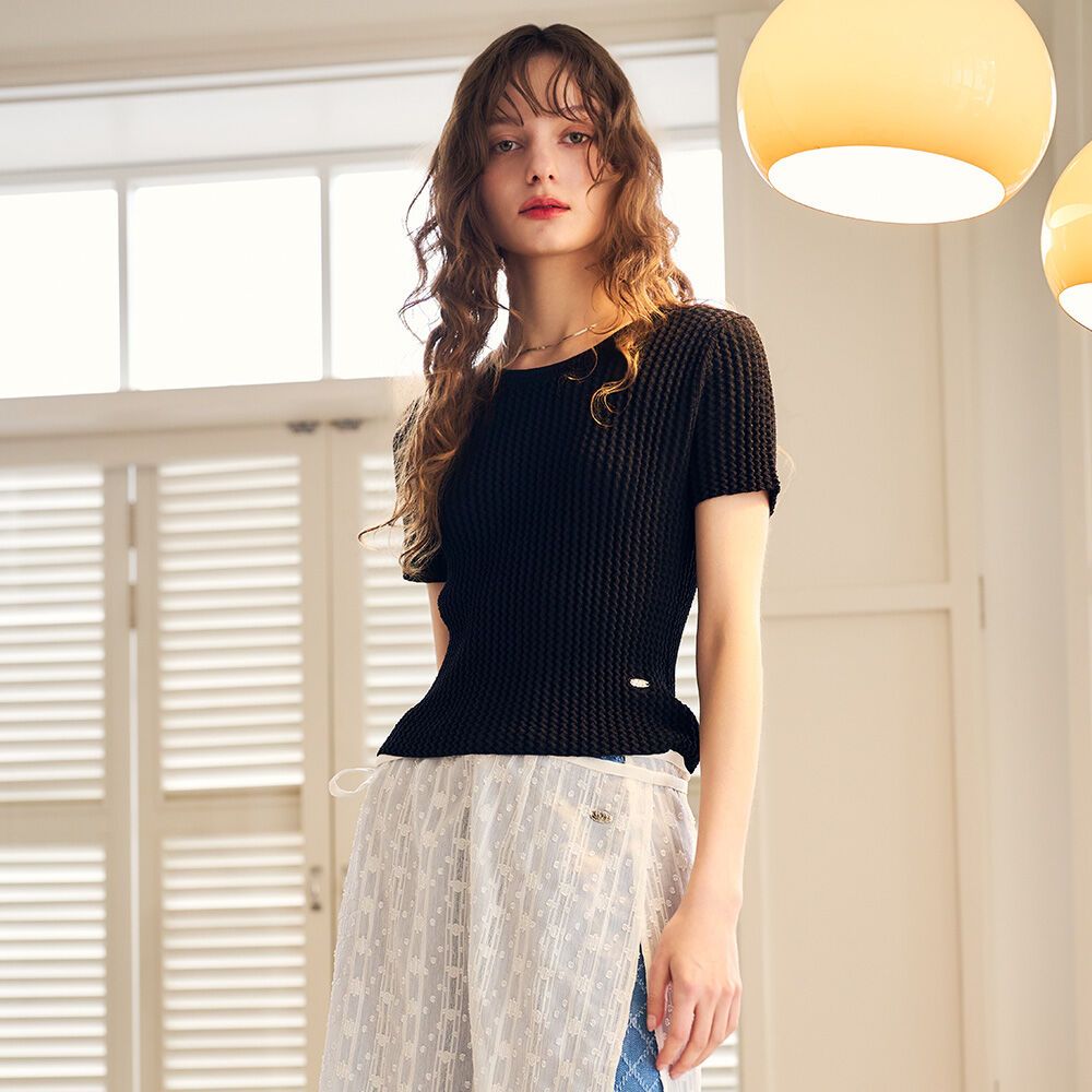 WOMAN 텍스처드 하프 니트 [BLACK] / WBD2L05534 - 감도 깊은 취향 셀렉트샵 29CM