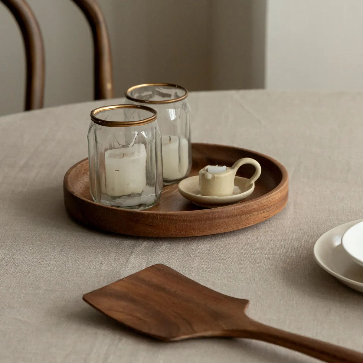 쓰임 에센셜 우드 원형 플레이트 22cm 2P - 감도 깊은 취향 셀렉트샵 29CM