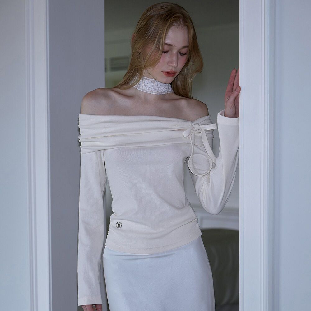 Tiffany Off shoulder Long Sleeve [Cream] - 감도 깊은 취향 셀렉트샵 29CM