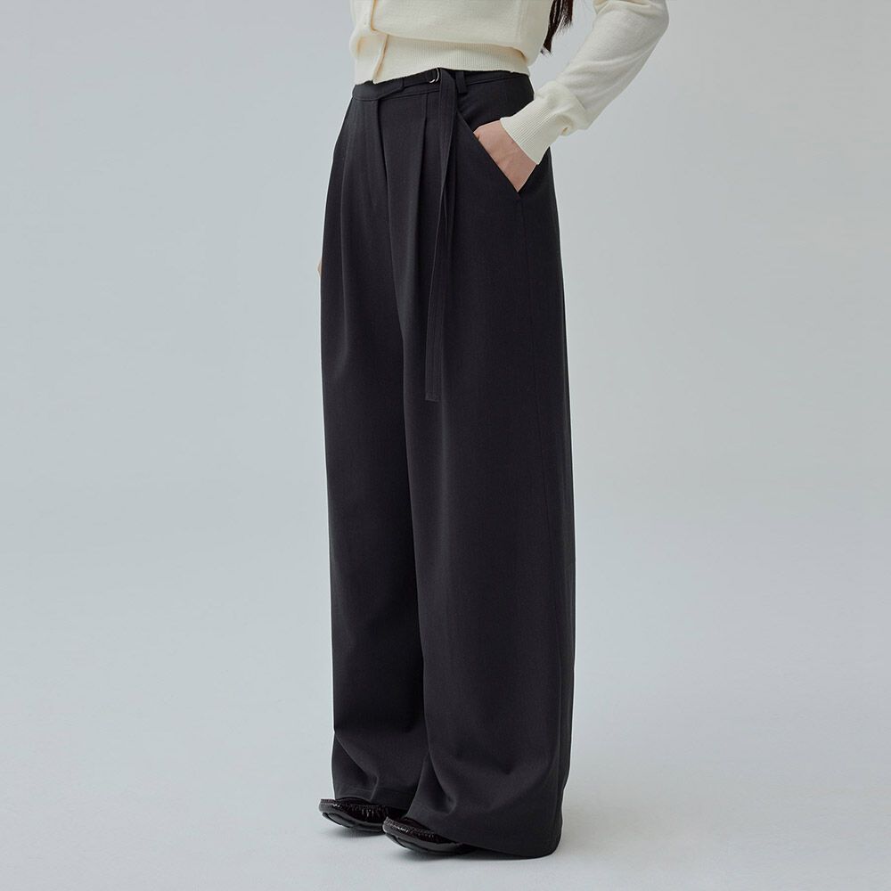 [24FW] 우먼 투턱 벨티드 와이드 팬츠 - 차콜 - 감도 깊은 취향 셀렉트샵 29CM