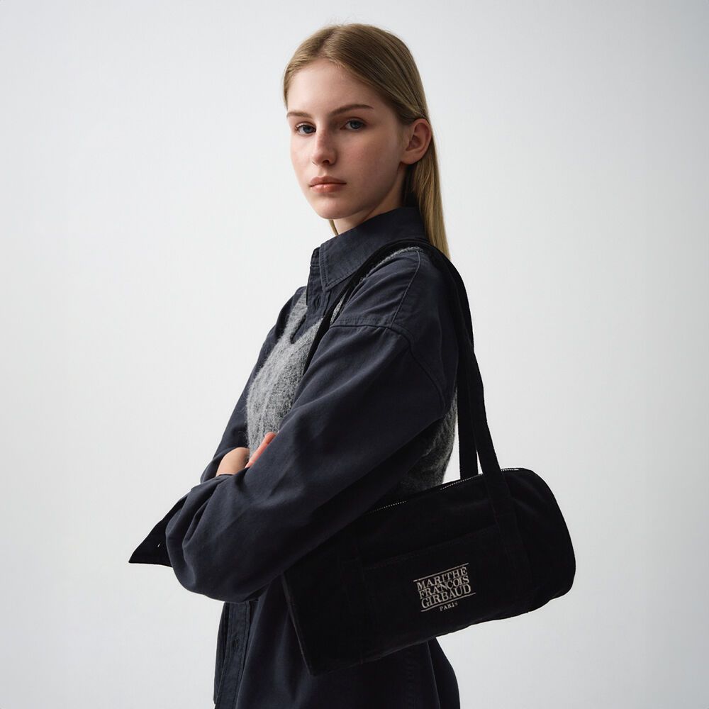 CLASSIC LOGO MINI DUFFLE BAG black - 감도 깊은 취향 셀렉트샵 29CM