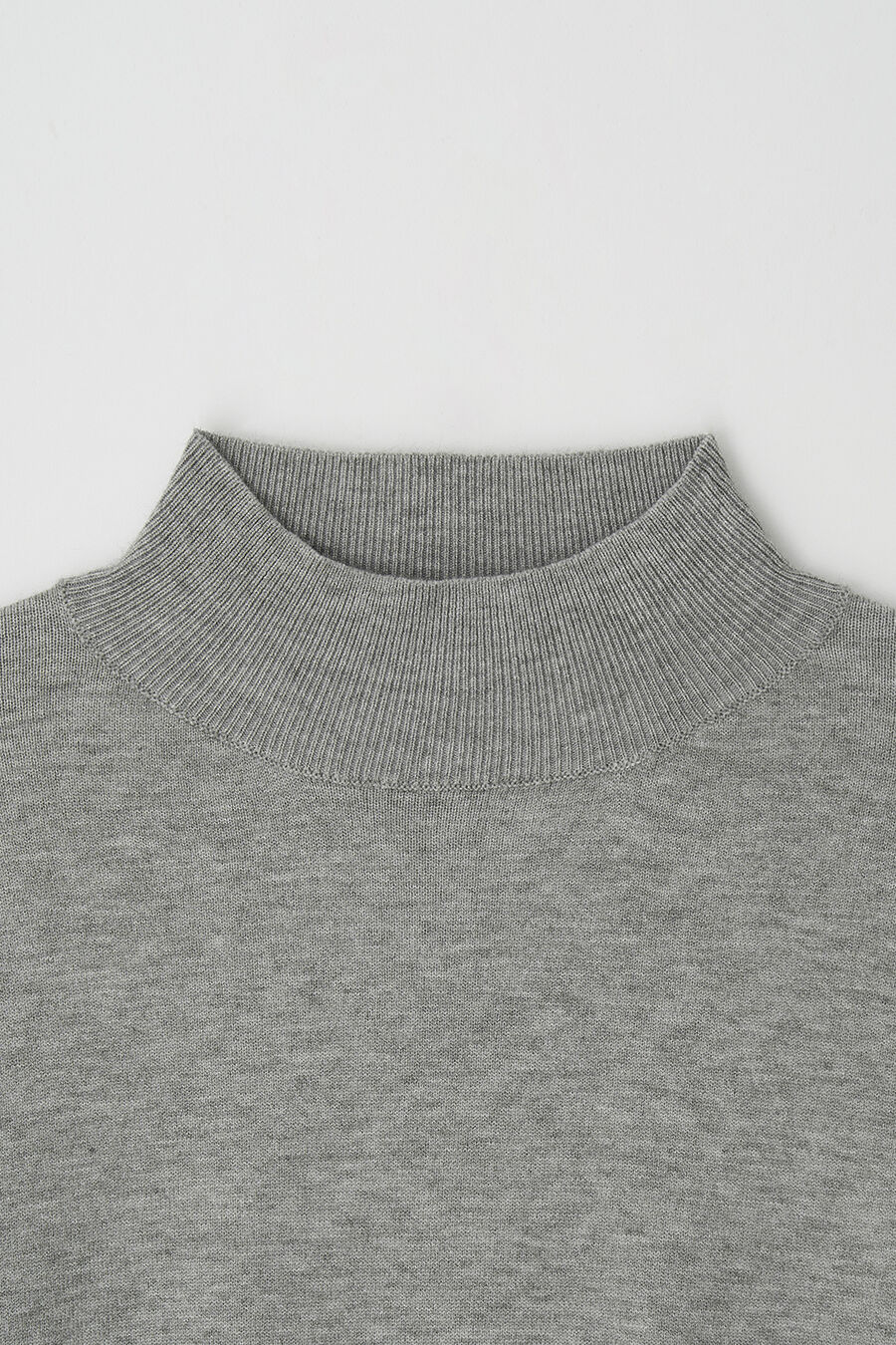W Standard Fit Basic Half-Turtleneck_Grey - 감도 깊은 취향 셀렉트샵 29CM