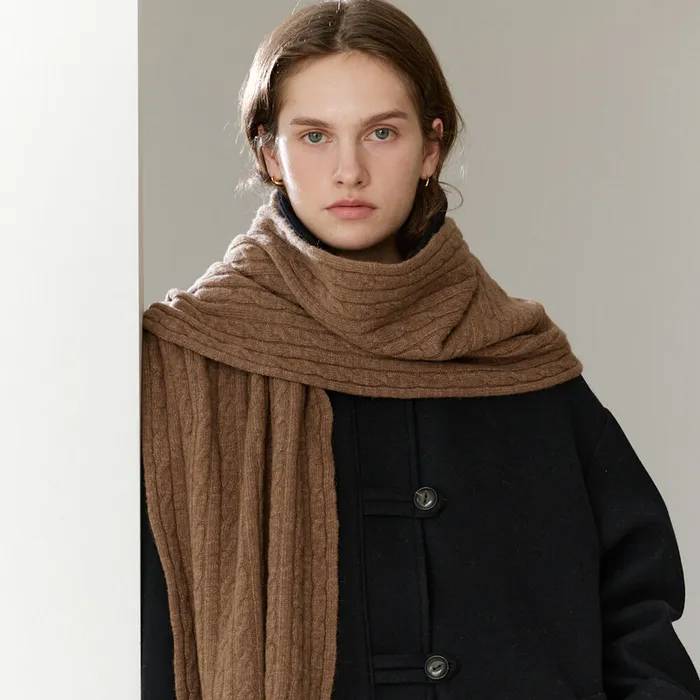 Cable Wool Muffler(Brown) - 감도 깊은 취향 셀렉트샵 29CM