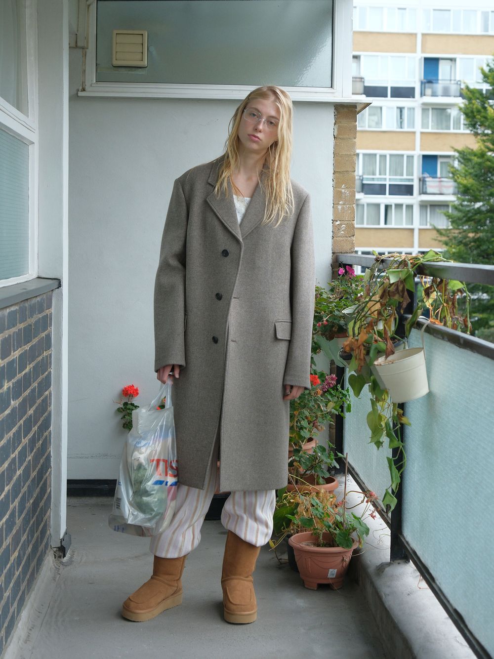 OVERSIZED 3-BUTTON WOOL COAT_OATMEAL_LC244CO01OT - 감도 깊은 취향 셀렉트샵 29CM