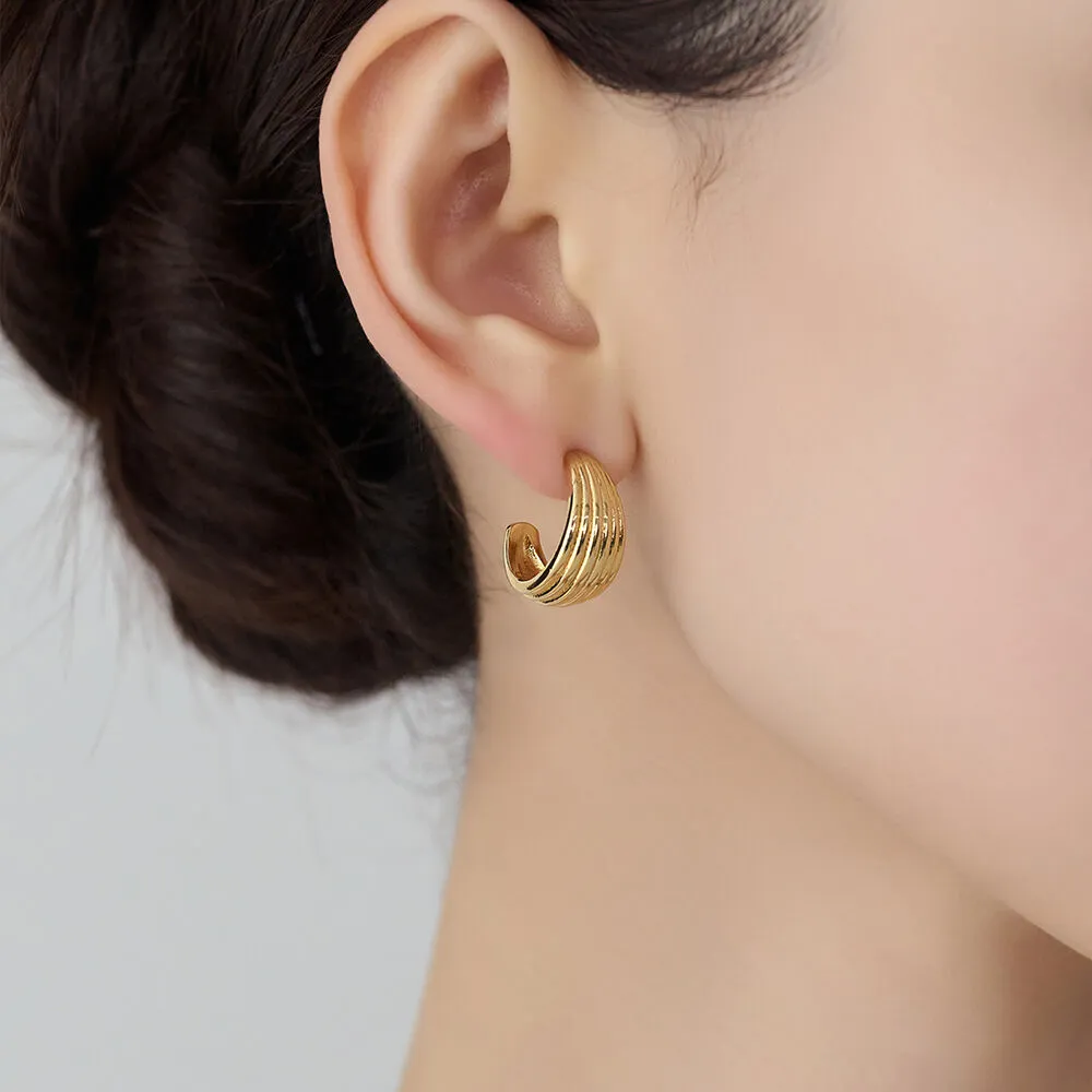 [14KGF] 볼드 쉬폰 라인 귀걸이_3color - 감도 깊은 취향 셀렉트샵 29CM