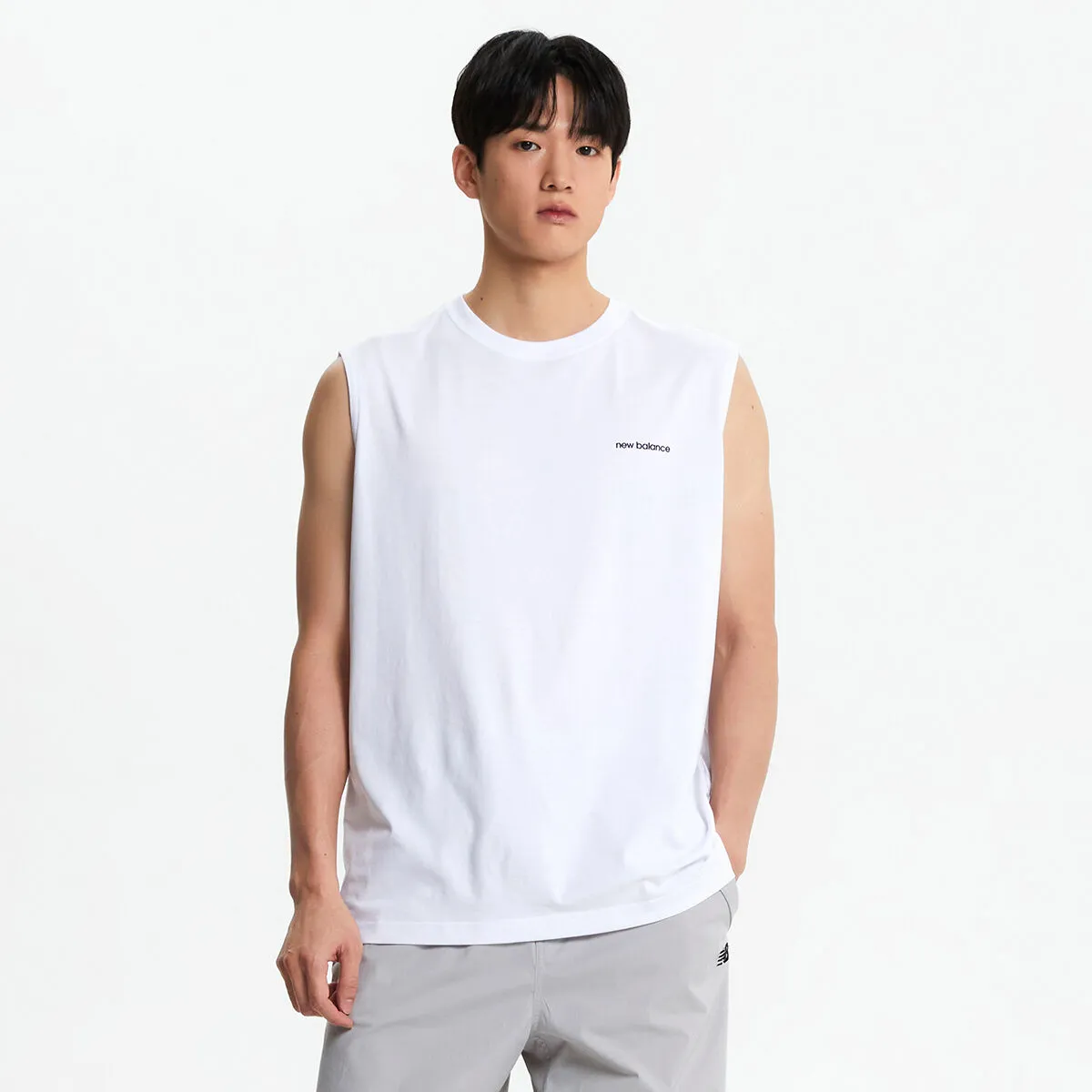 NBNGF2A013 / UNI ESS 레이어드 슬리브리스 (2PACK) (WHITE) - 감도 깊은 취향 셀렉트샵 29CM