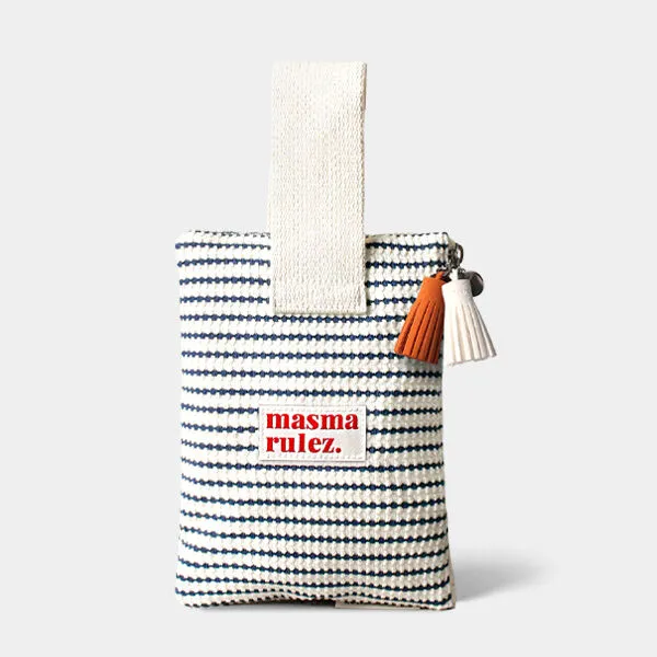 Strap pouch _ 와플 스트라이프 네이비 - 감도 깊은 취향 셀렉트샵 29CM
