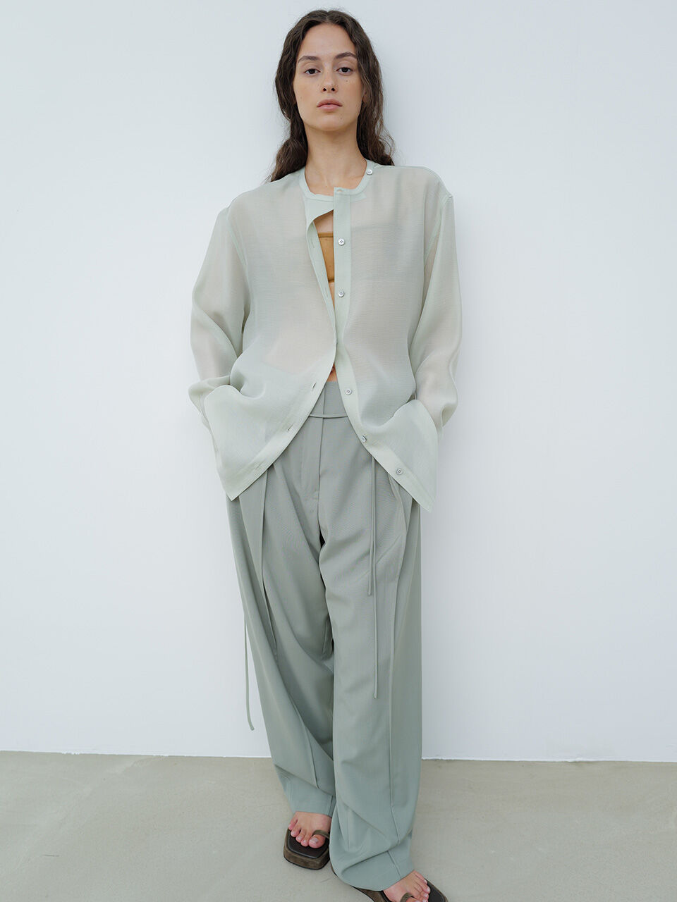 [29CM 단독]WAIST STRING WIDE PANTS [KHAKI] - 감도 깊은 취향 셀렉트샵 29CM