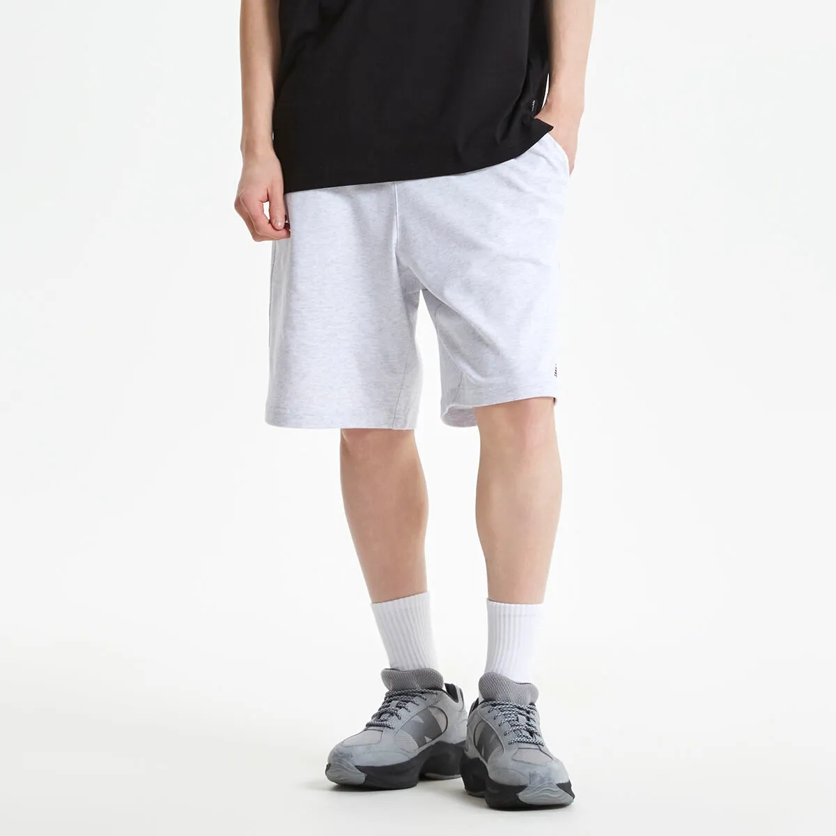 NBNVF21403 / UNI 에센셜 싱글메쉬 5부 반바지 (L/GRAY) - 감도 깊은 취향 셀렉트샵 29CM