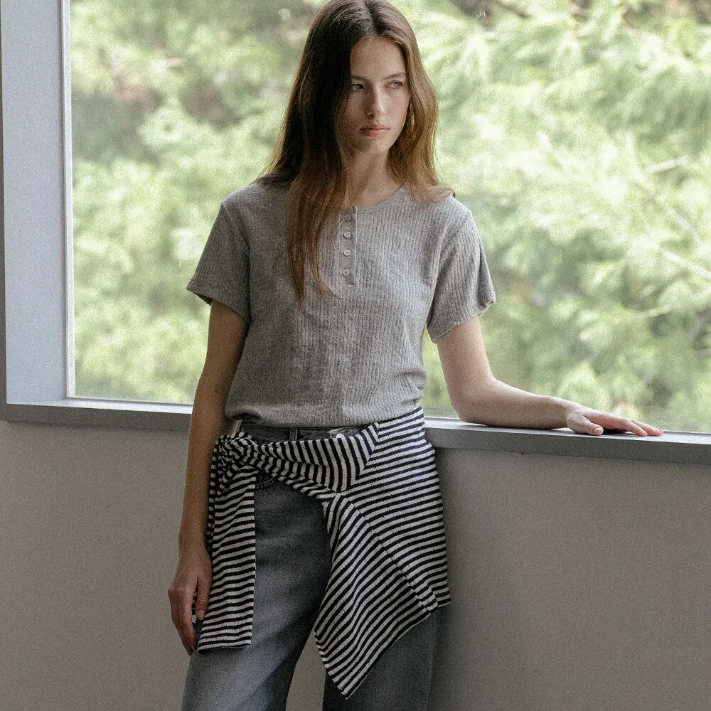 Henley neck ribbed T-shirt [KNSS03TS16]_Gray - 감도 깊은 취향 셀렉트샵 29CM