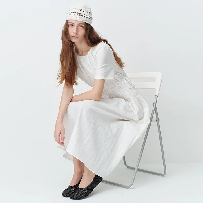 Square Neck Smocking Dress_2colors - 감도 깊은 취향 셀렉트샵 29CM