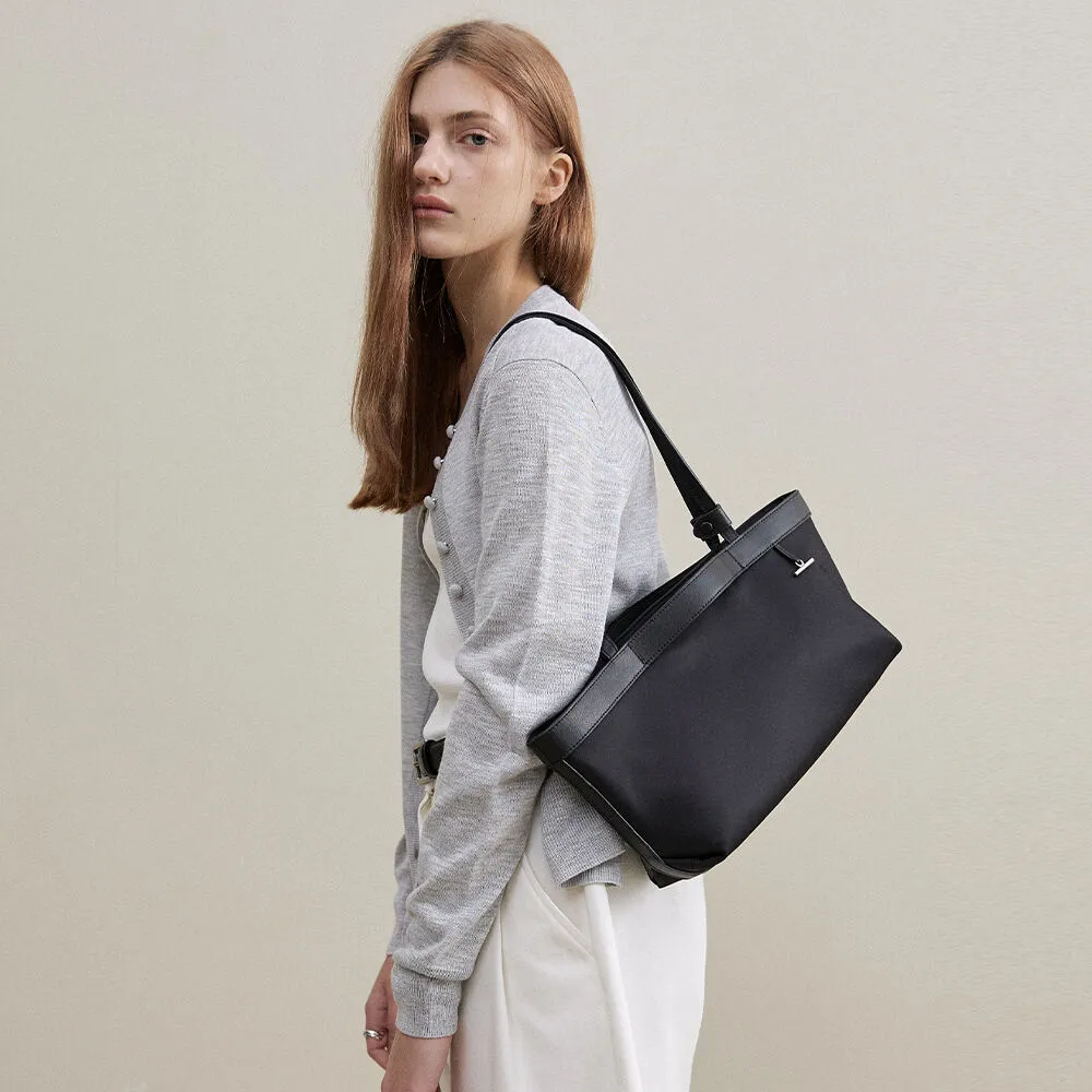 [배지연 PICK]반트 나일론 숄더 스몰_2COLORS - 감도 깊은 취향 셀렉트샵 29CM