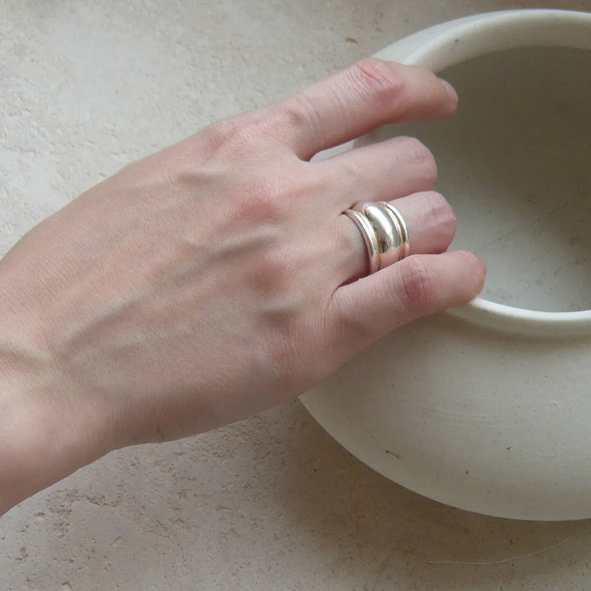 [silver 925] Wide Wave Ring - 감도 깊은 취향 셀렉트샵 29CM