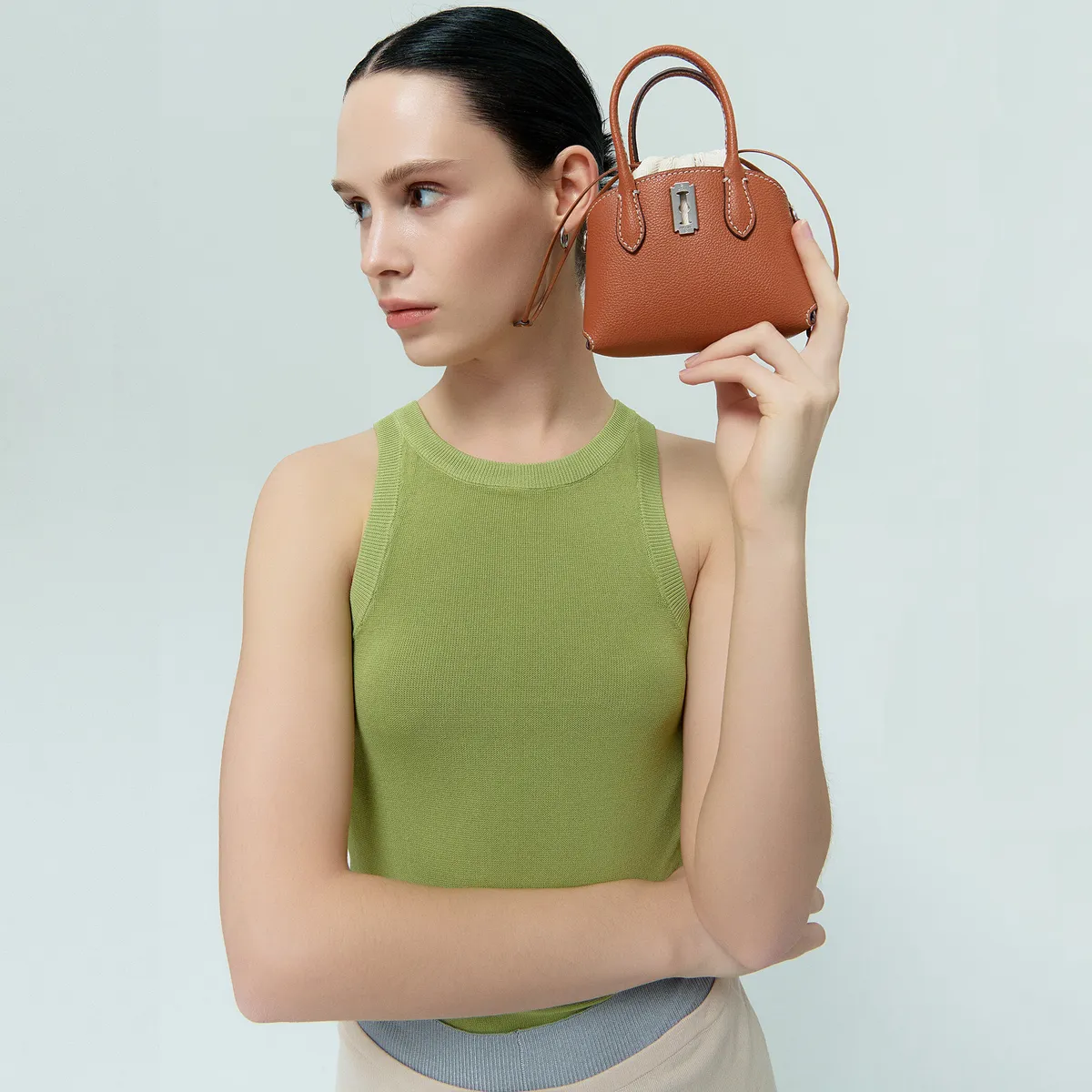 [고민시 PICK] Toque Hermit Mini Cross (토크 헐밋 미니크로스)_2colors - 감도 깊은 취향 셀렉트샵 29CM