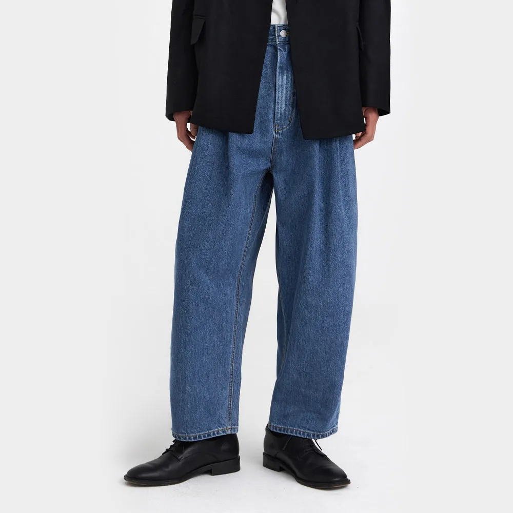 Layered 2-Tuck Denim Pants (Medium Blue) - 감도 깊은 취향 셀렉트샵 29CM